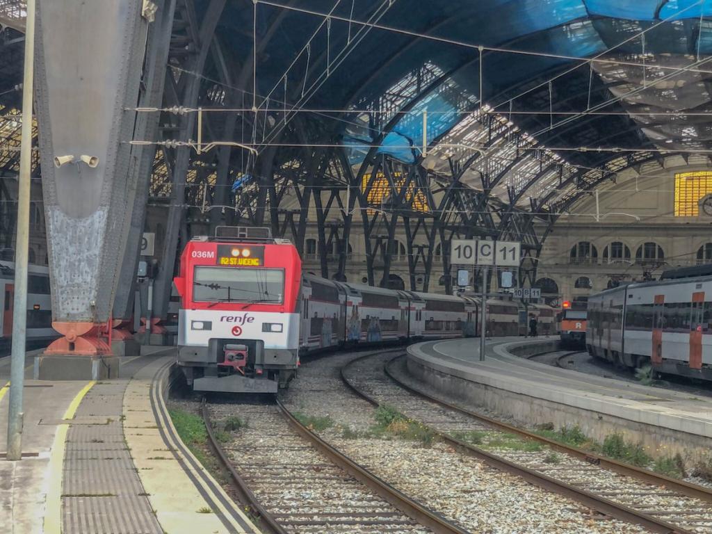 Rail strikes planned during March-April in Spain called off at last ...