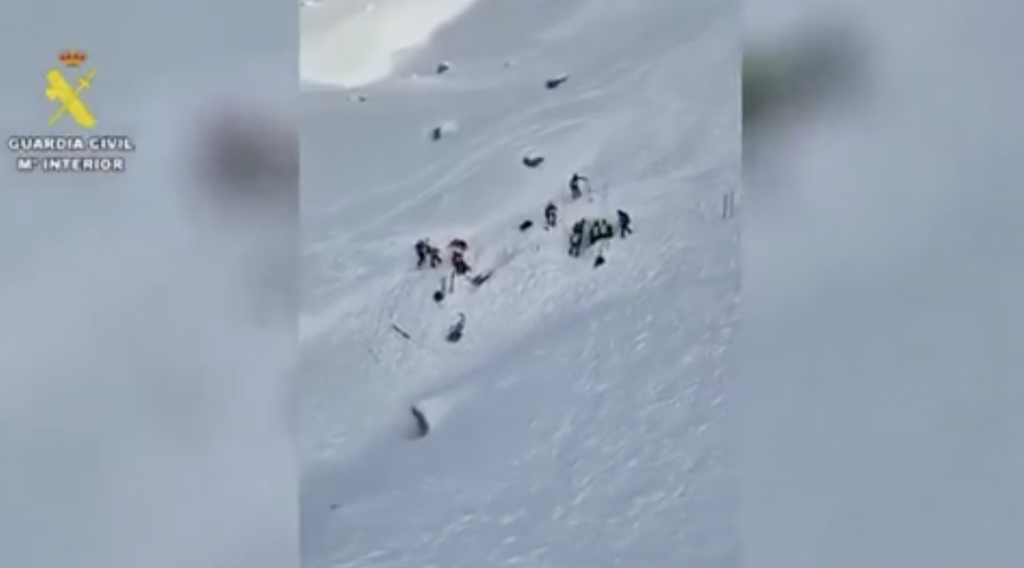 Avalanche kills three people in Spanish Pyrenees - Spain in English