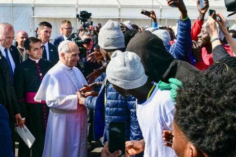 Sexual abuse survivors protest exclusion from Pope Leo meeting in ...